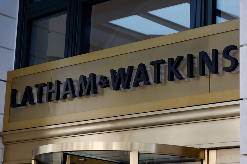 Law firms Latham & Watkins, Simpson Thacher near deals with White House ...
