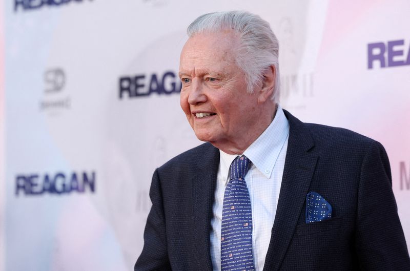 Voight seeks to revive Hollywood’s golden age with Trump-backed tax ...